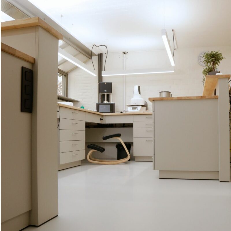 PHL22 DUO - LED Luminaires for dental treatment rooms